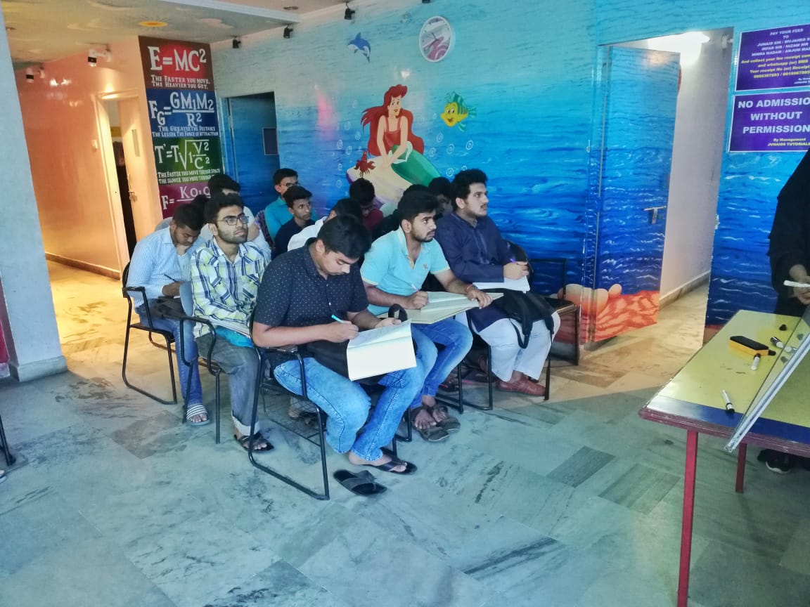 Best coaching for IIT-JEE, NEET, EAMCET in Hyderabad | Junior College